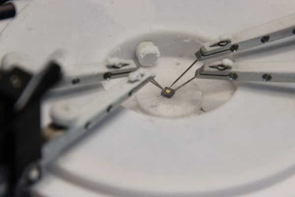 How Graphene Hall Effect Sensors Enable Precision Magnetic Sensing ...